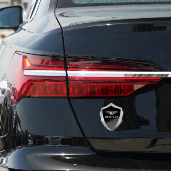 Harley-Davidson | Accessories | New Heavy Metal Black Gold Emblem ...